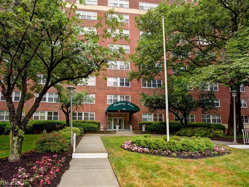 Glen Ridge NJ Condos | Walkable Suburb - Lina Panza | Keller Williams