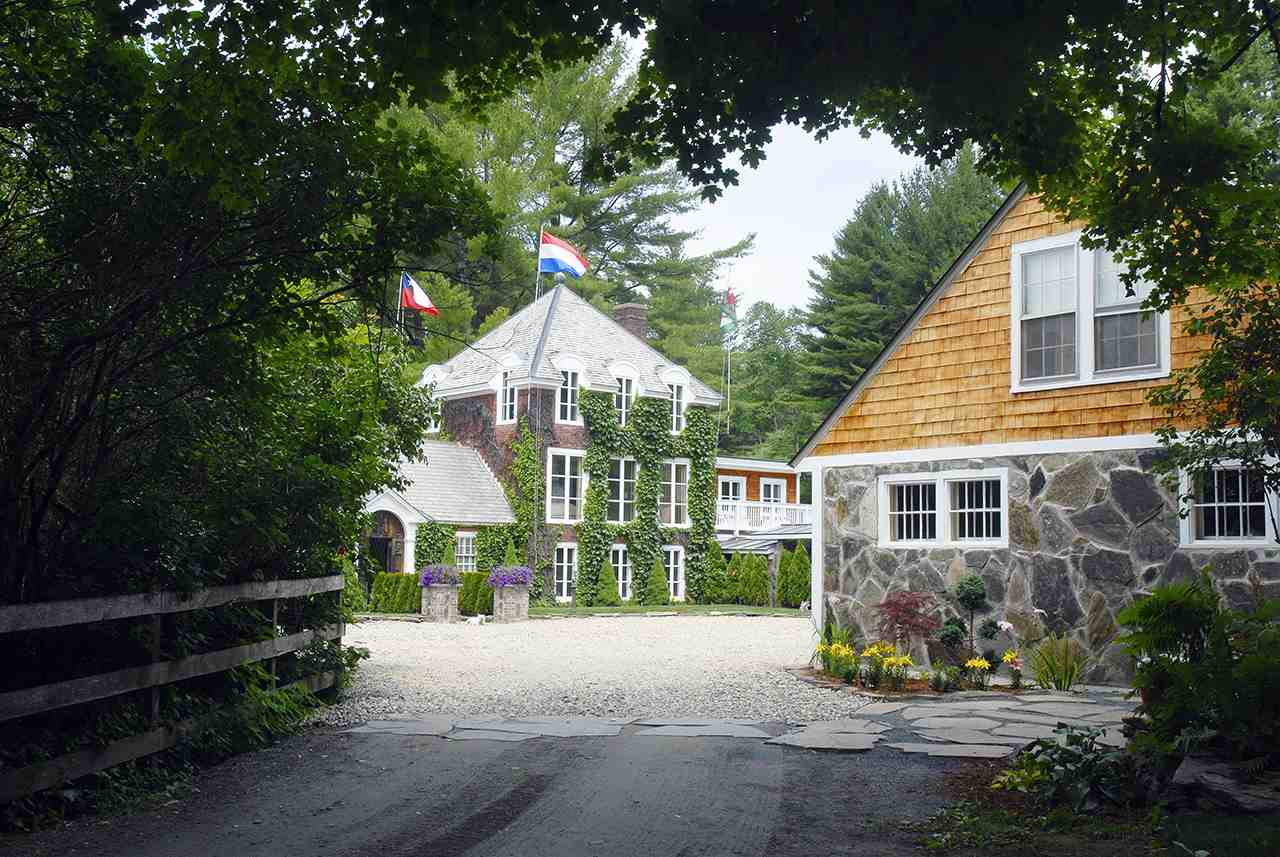 Upper Valley VT & NH Ski Houses for Sale | LindeMac Real Estate