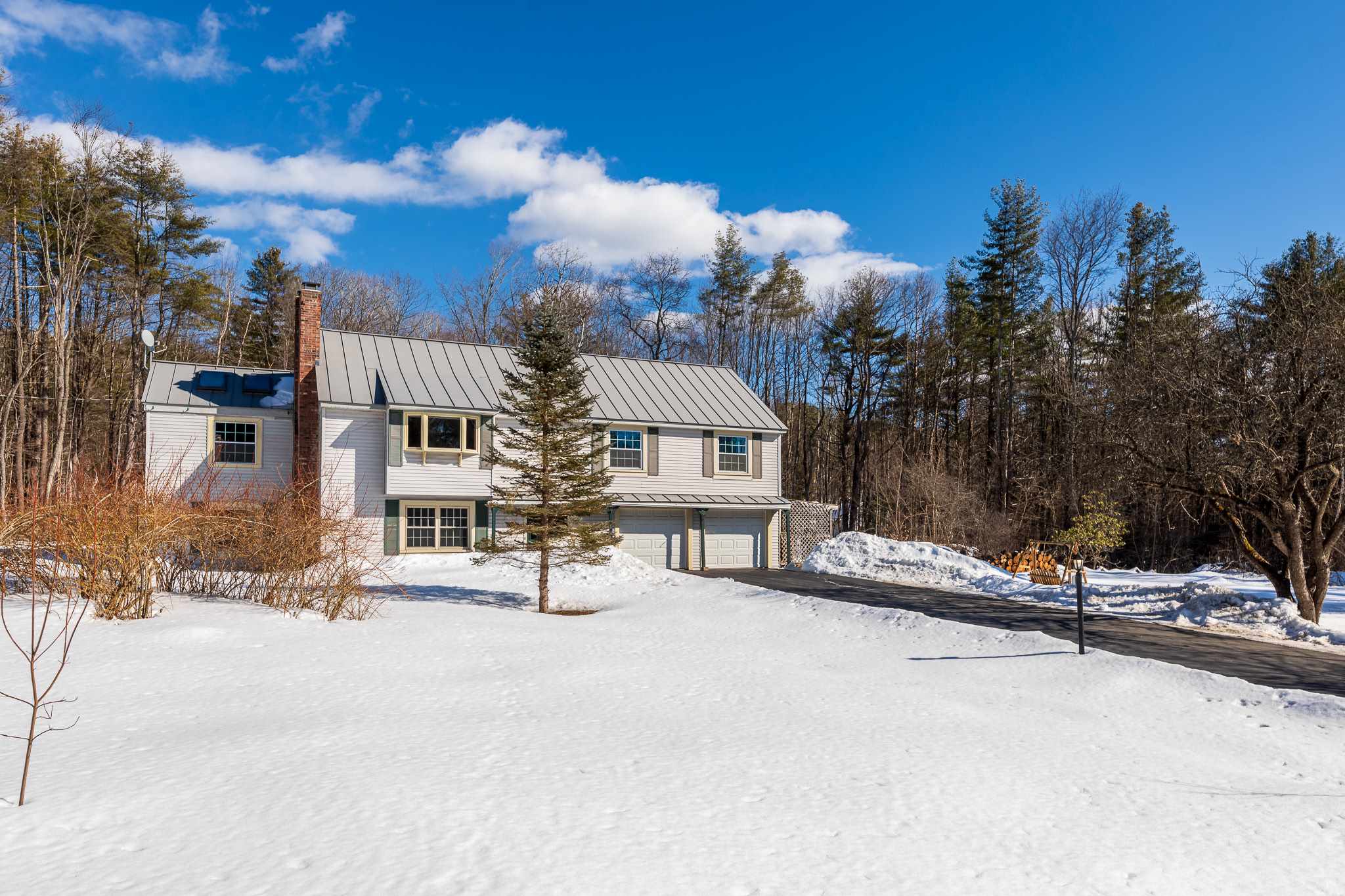 Raised Ranch Homes for Sale Upper Valley VT & NH | LindeMac