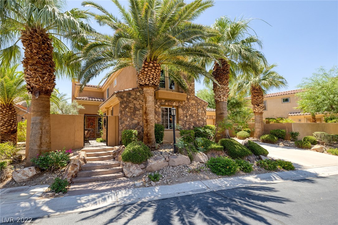 Real Estate Listings for Dianne Lewis | Signature Real Estate Group, Henderson, NV