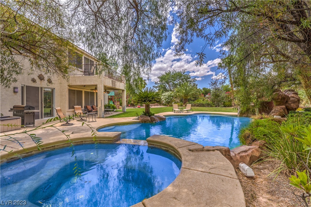 Real Estate Listings for Erica Smith | Signature Real Estate Group ...