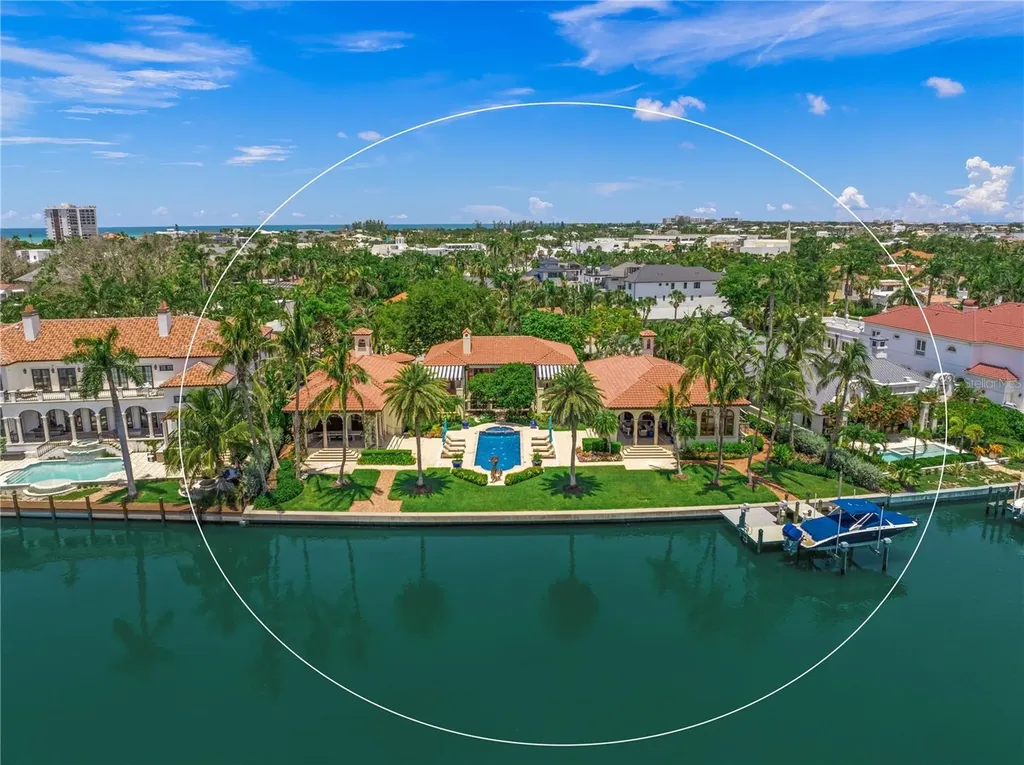 St. Armands Circle, Sarasota FL Real Estate | Michael Saunders & Company