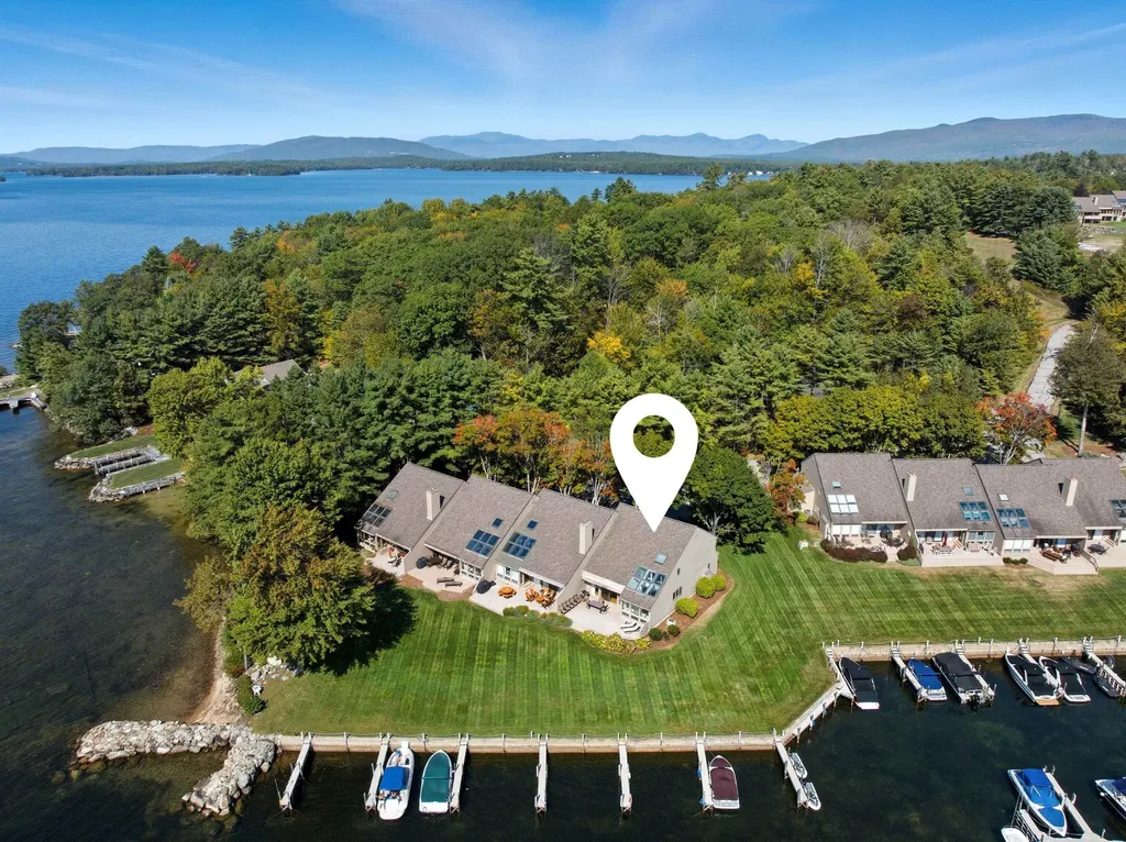 Townhouse Style Condos for Sale in Vermont | RE/MAX The Condo Guy The ...