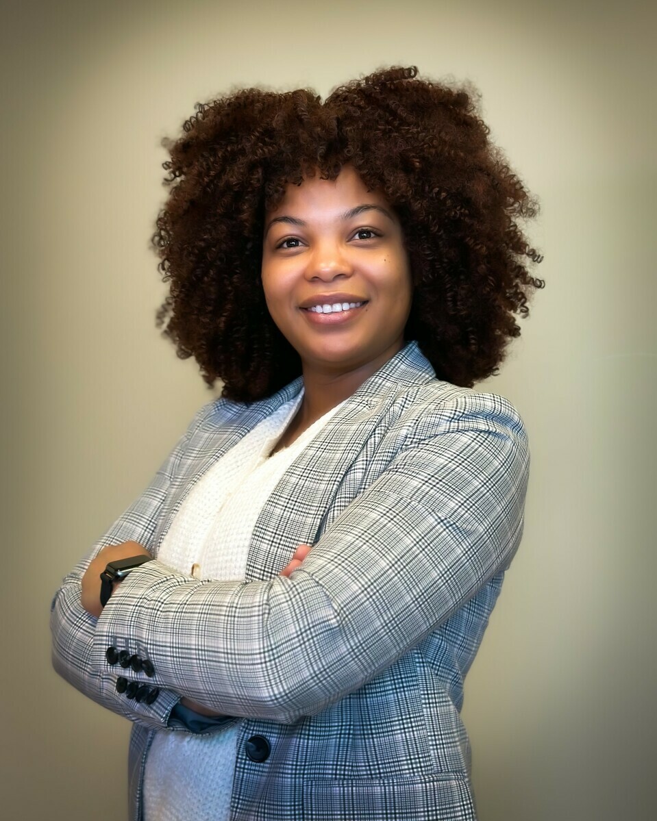 Evanita "Eva" Landaverde | Christie's International Real Estate Group ...