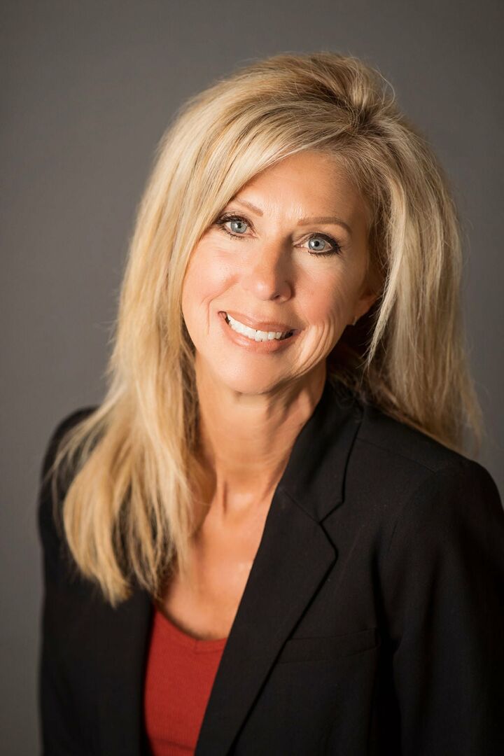 Joni Longfellow's Instagram, Twitter & Facebook on IDCrawl