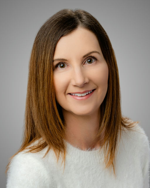 Lori Loucks | Seven Gables Real Estate | CA Real Estate