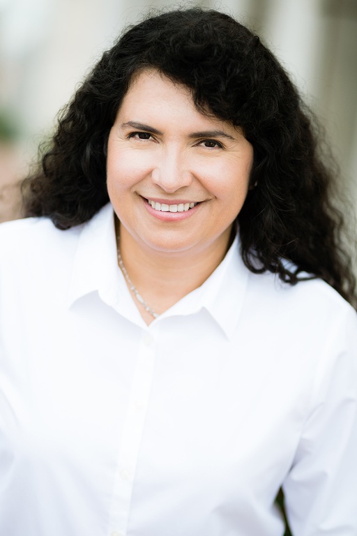 Maria Macaulay | Seven Gables Real Estate | CA Real Estate