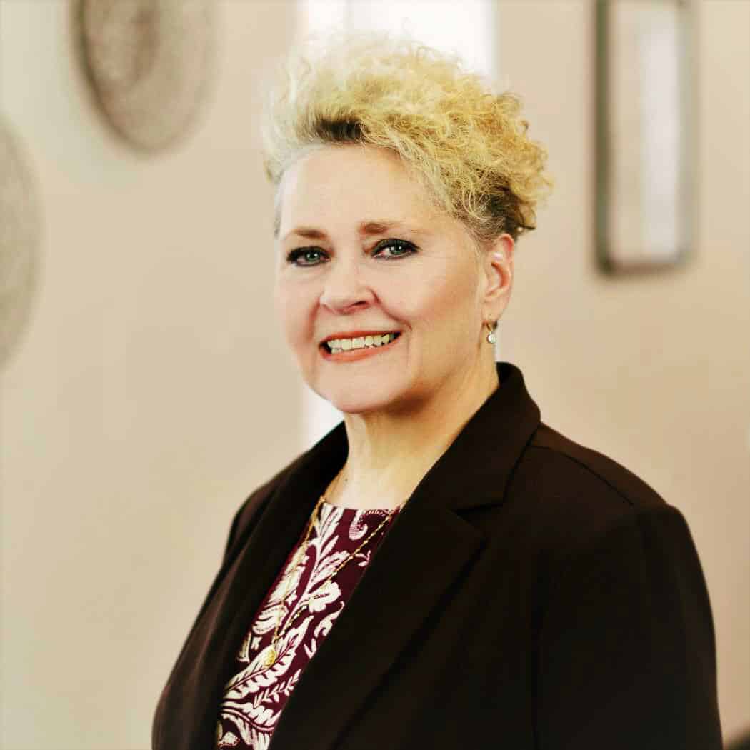 Lynn Fredette's Instagram, Twitter & Facebook on IDCrawl